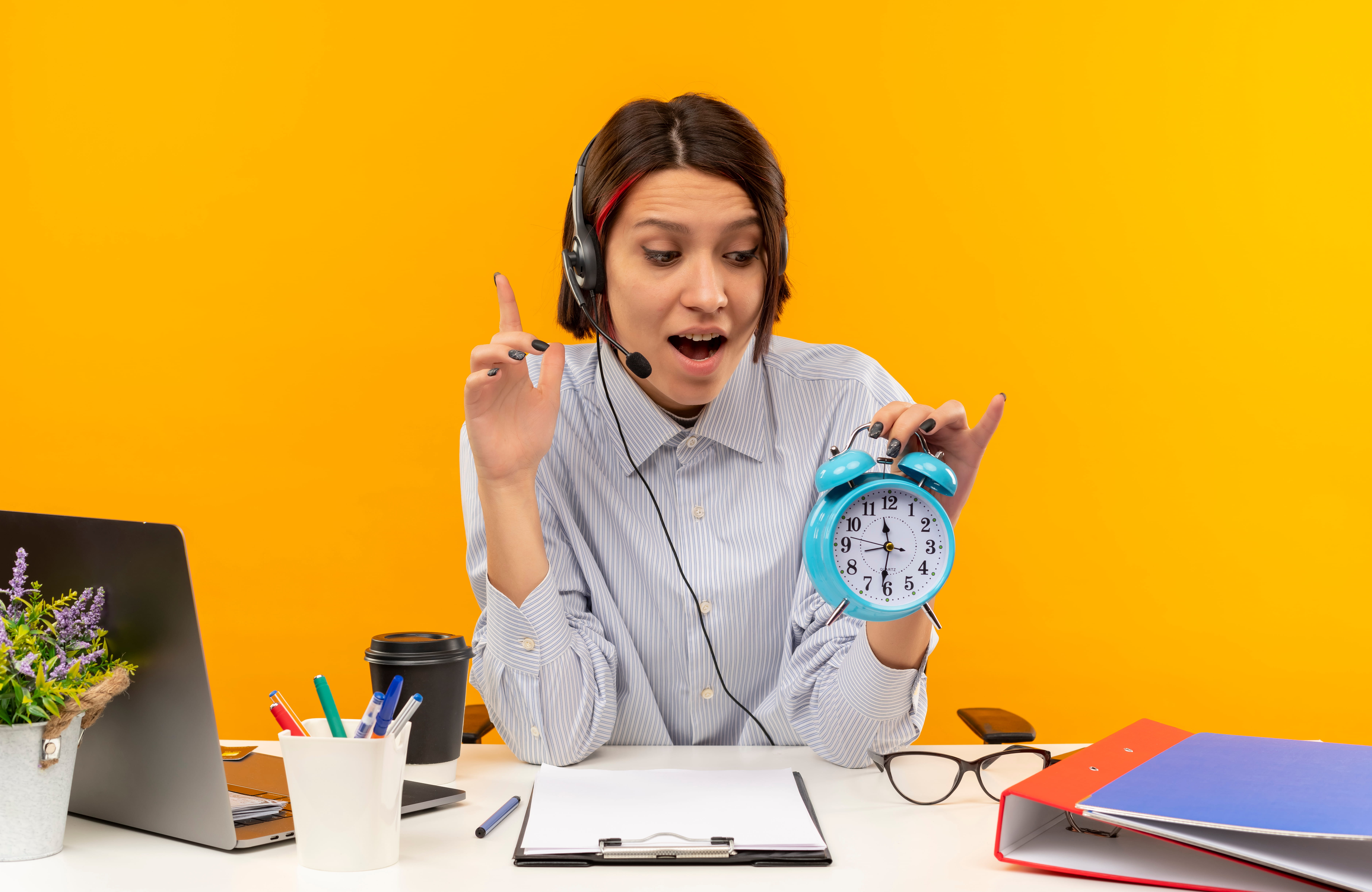 Average handle time (AHT): What it is and how to improve it